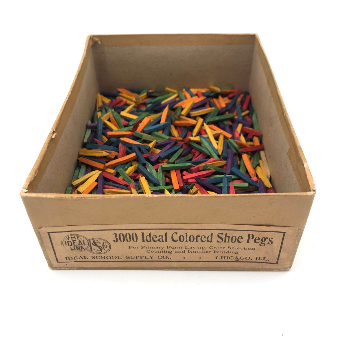 Ideal Primary Pegboard with Colorful Wooden Pegs – critical EYE Finds