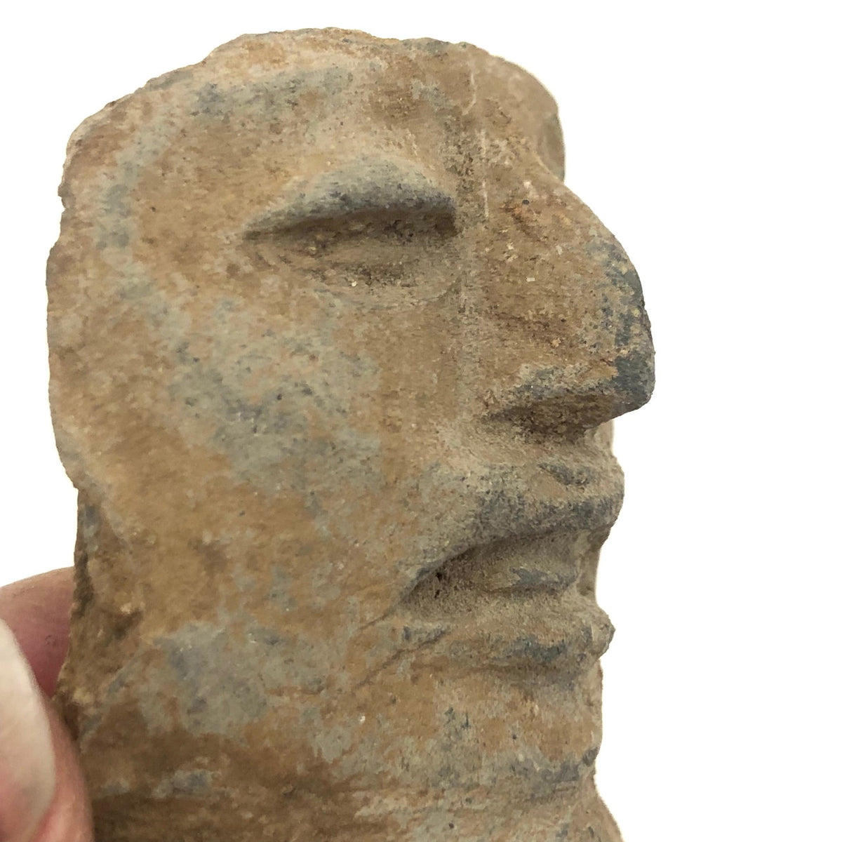 Pre-Columbian Face Fragment – critical EYE Finds