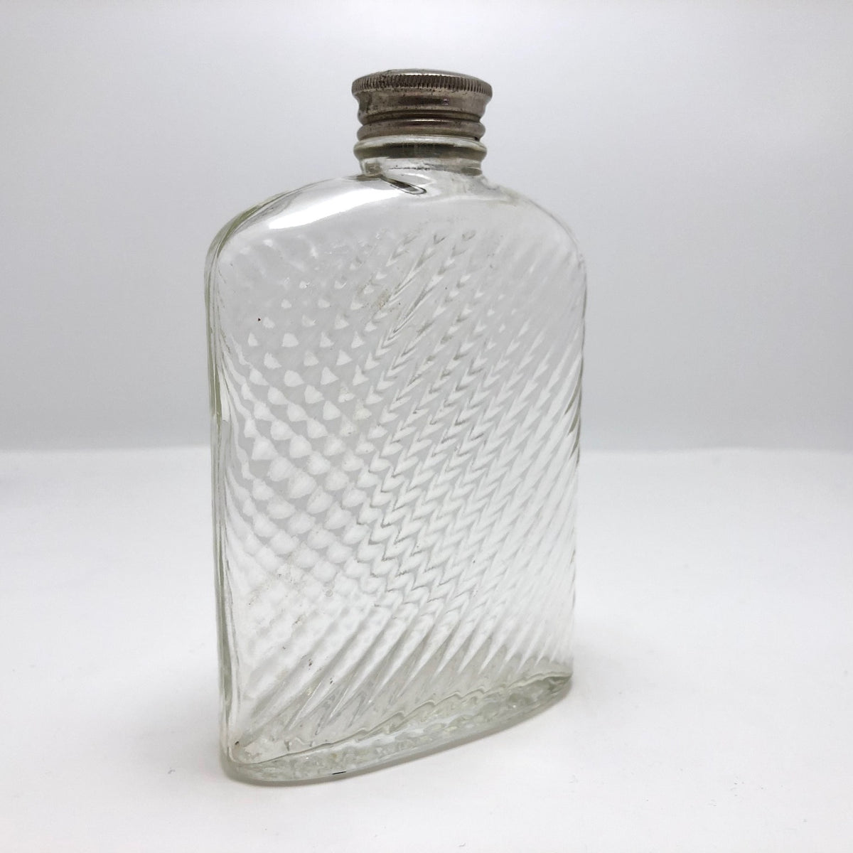 Universal Glass 1927 Art Deco Hip Flask – critical EYE Finds