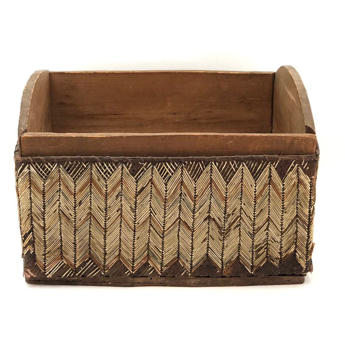 Stunning 19th Century Mi'kmaq Birch Covered, Porcupine Quill Decorated ...