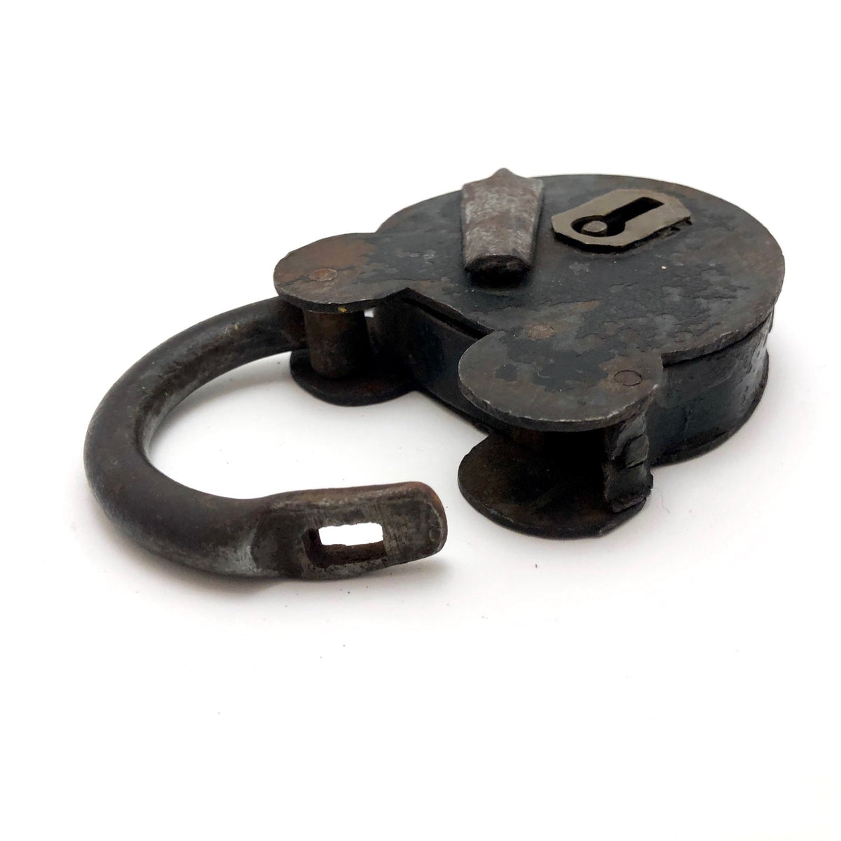 Old Mickey Mouse Ears Smokehouse Lock with Key – critical EYE Finds